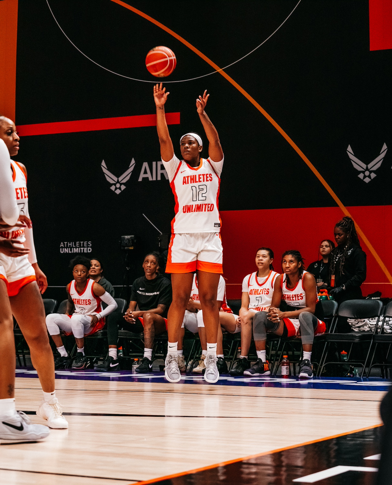 A Competitive Doubleheader in Athletes Unlimited Basketball - Beyond ...